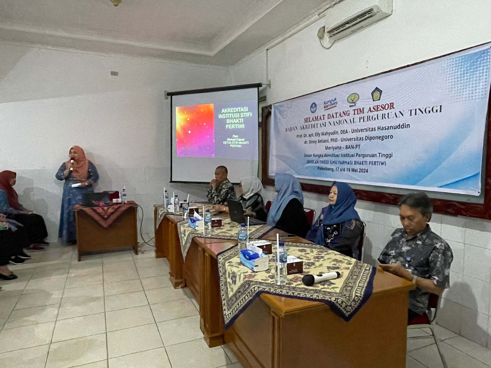 Akreditasi Institusi Perguruan Tinggi Sekolah Tinggi Ilmu Farmasi ...